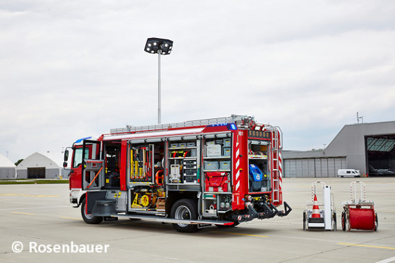 HLF 20 der FF Aldersbach ist der 5.000. Rosenbauer-AT