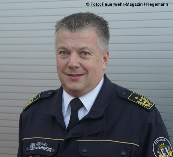 Überraschung: Berlins Feuerwehrchef Dr. Homrighausen kandidiert