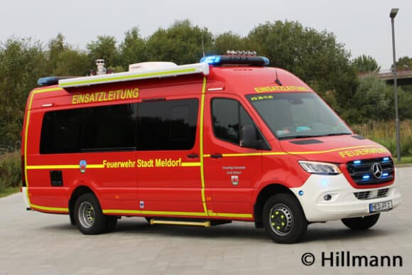 ELW 1 mit drei Funkarbeitsplätzen