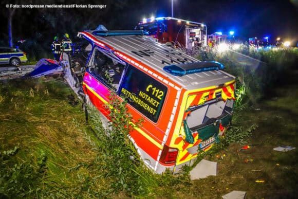 Verfolgungsjagd endet mit NEF-Crash