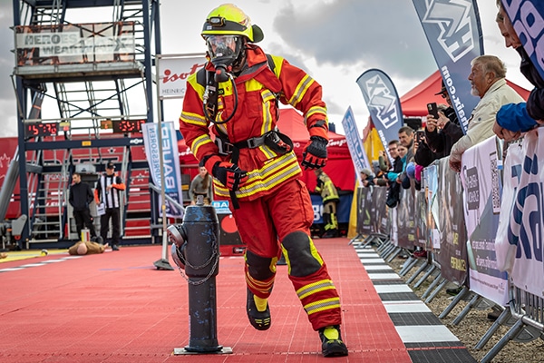 Adrenalin pur: Die FireFit Championships Europe | Feuerwehr-Magazin