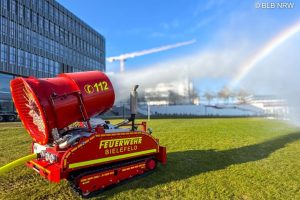 Feuerwehr Bielefeld und BLB NRW beschaffen Löschroboter LUF 60