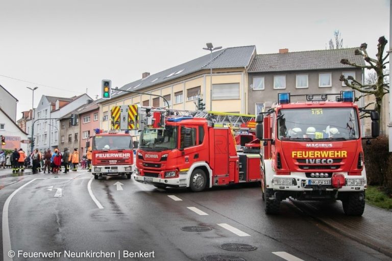 Feuerwehr Neunkirchen Aktueller Einsatz