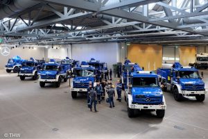 THW erhält 66 neue Unimogs mit Ladekran für Hochwasser-Einsätze
