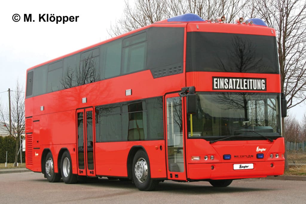 XXL-Kommandozentralen: ELW auf Bussen | Feuerwehr-Magazin
